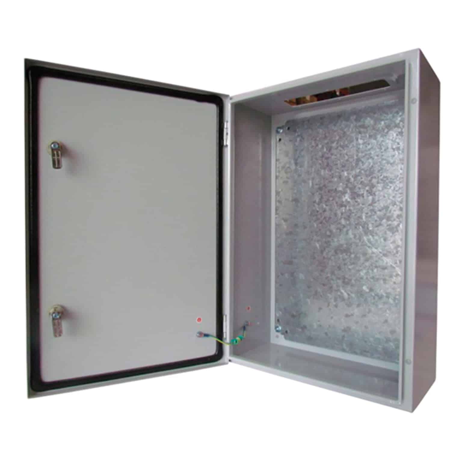 Tableros y gabinetes metálicos eléctricos | Electro Enchufe